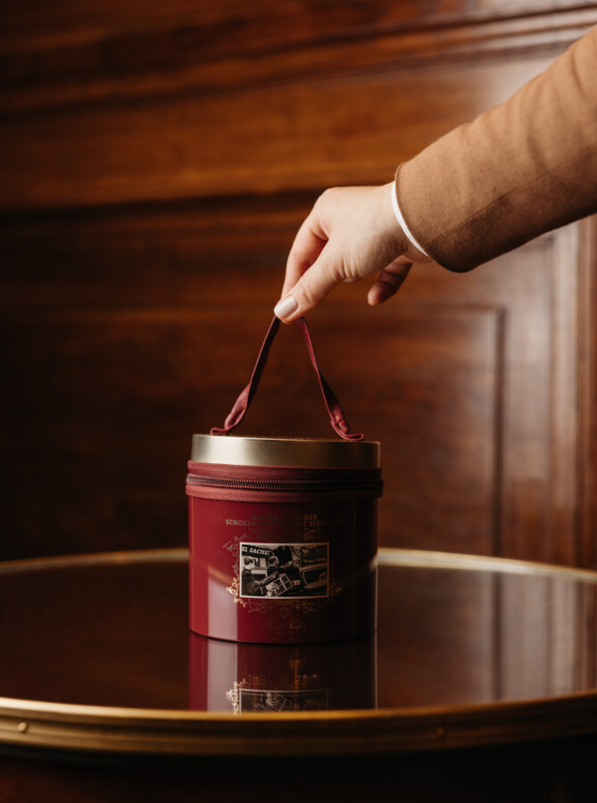 Original Sacher-Torte Shop | Sacher Confiserie in Wien